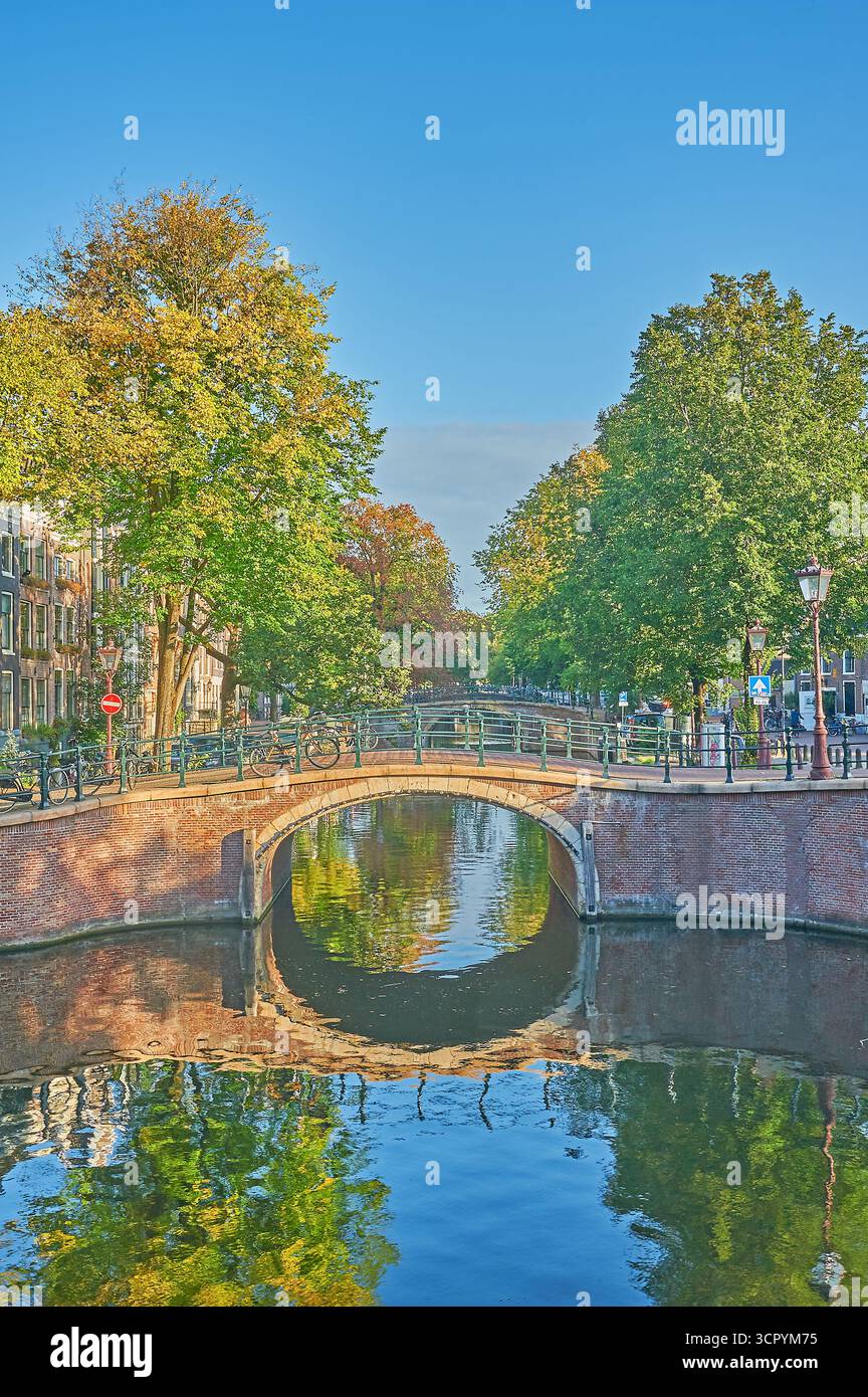Amsterdam blue sky hi-res stock photography and images - Alamy