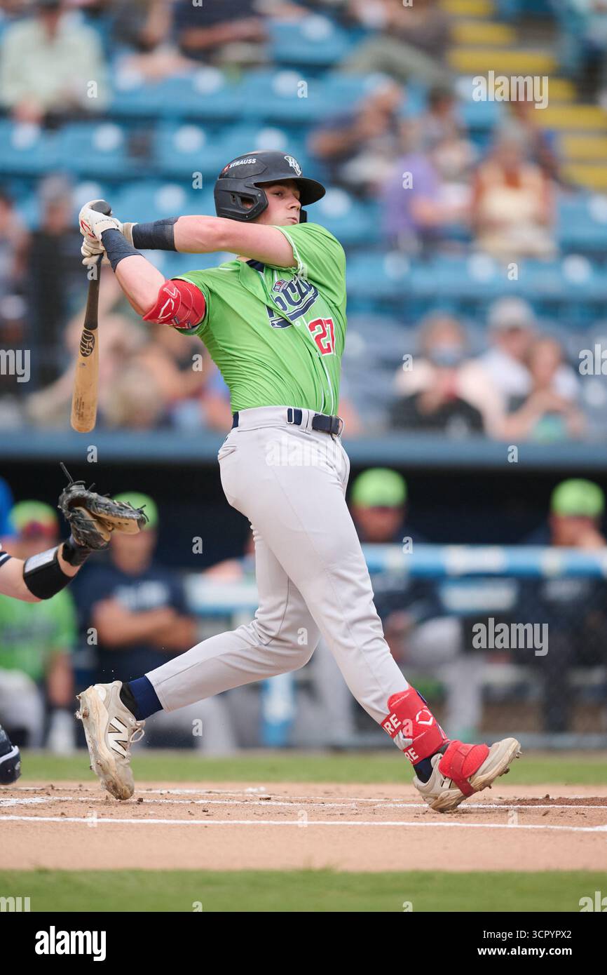 Hub City Spartanburgers Malcolm Moore (27) at bat during a game against ...