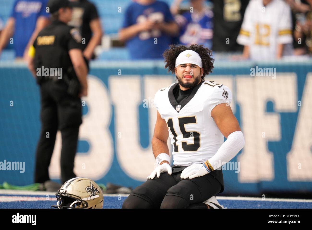 New Orleans Saints wide receiver Mason Tipton (15) warms up before an ...