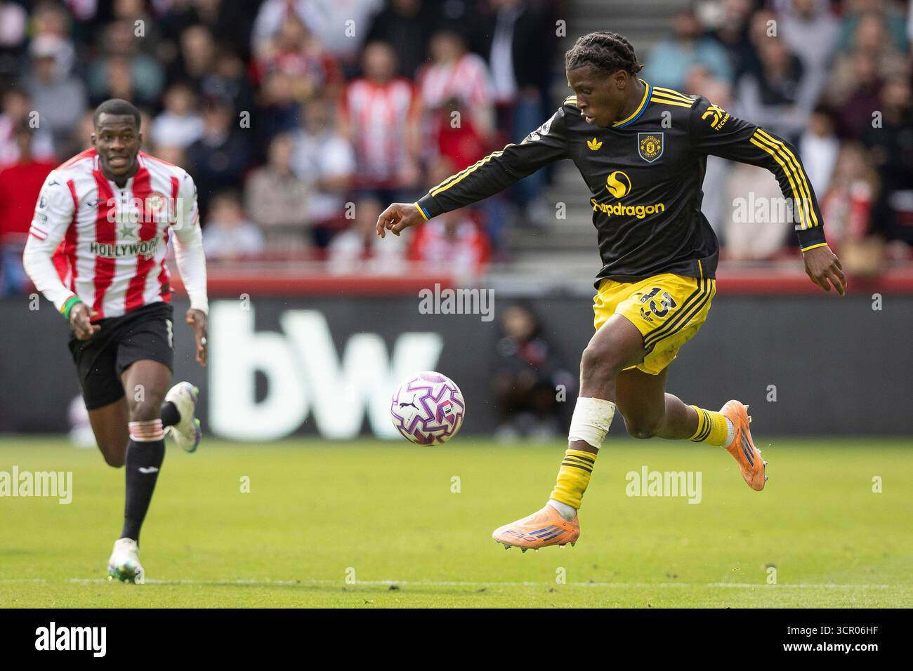 27th September 2025; Gtech Community Stadium, Brentford, London ...