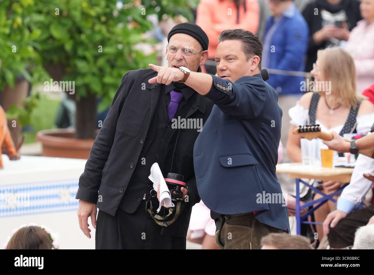 ZDF-Fernsehgarten 2025. Stefan Mross im ZDF Fernsehgarten - Motto ...