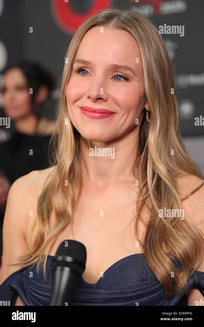 New York City. 27th Sep, 2025. NEW YORK, NEW YORK SEPTEMBER 27: Actress ...