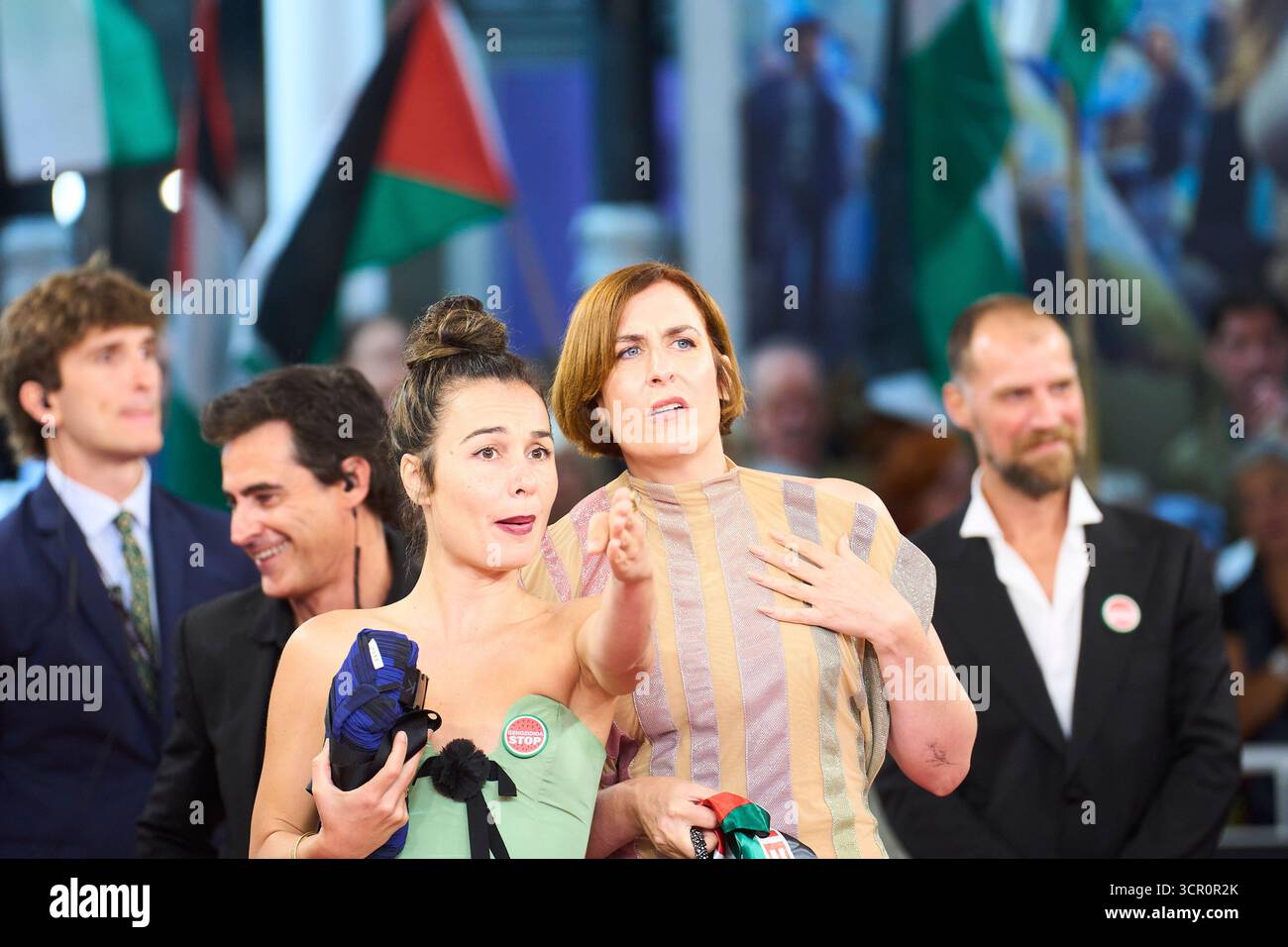 Aixa Villagran, Nadia de Santiago attended Red Carpet Closing Ceremony ...