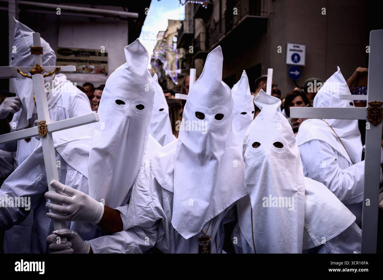 Procession with the venerated wooden statue of Our Lady of Mercy at ...