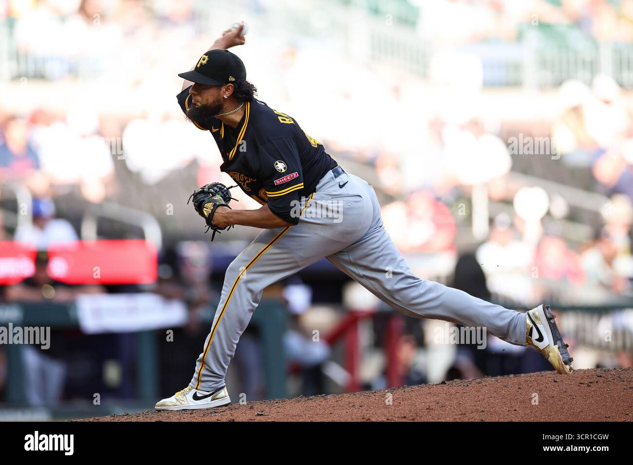 Pittsburgh Pirates pitcher Yohan Ramírez delivers in the eighth inning ...