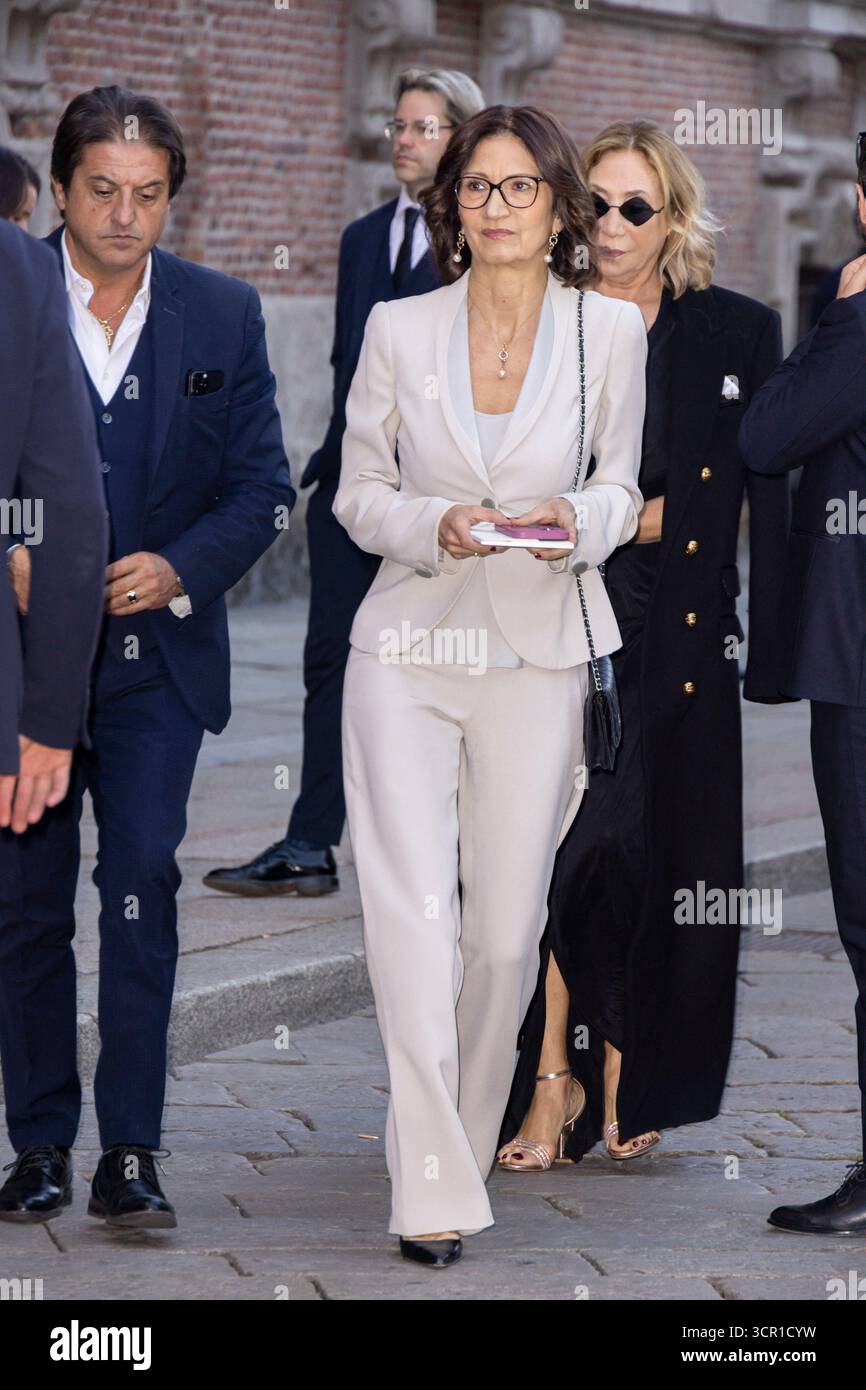 Milan, Italy. 28 Sept, 2025. Maria Stella Gelmini arrives to Pinacoteca ...