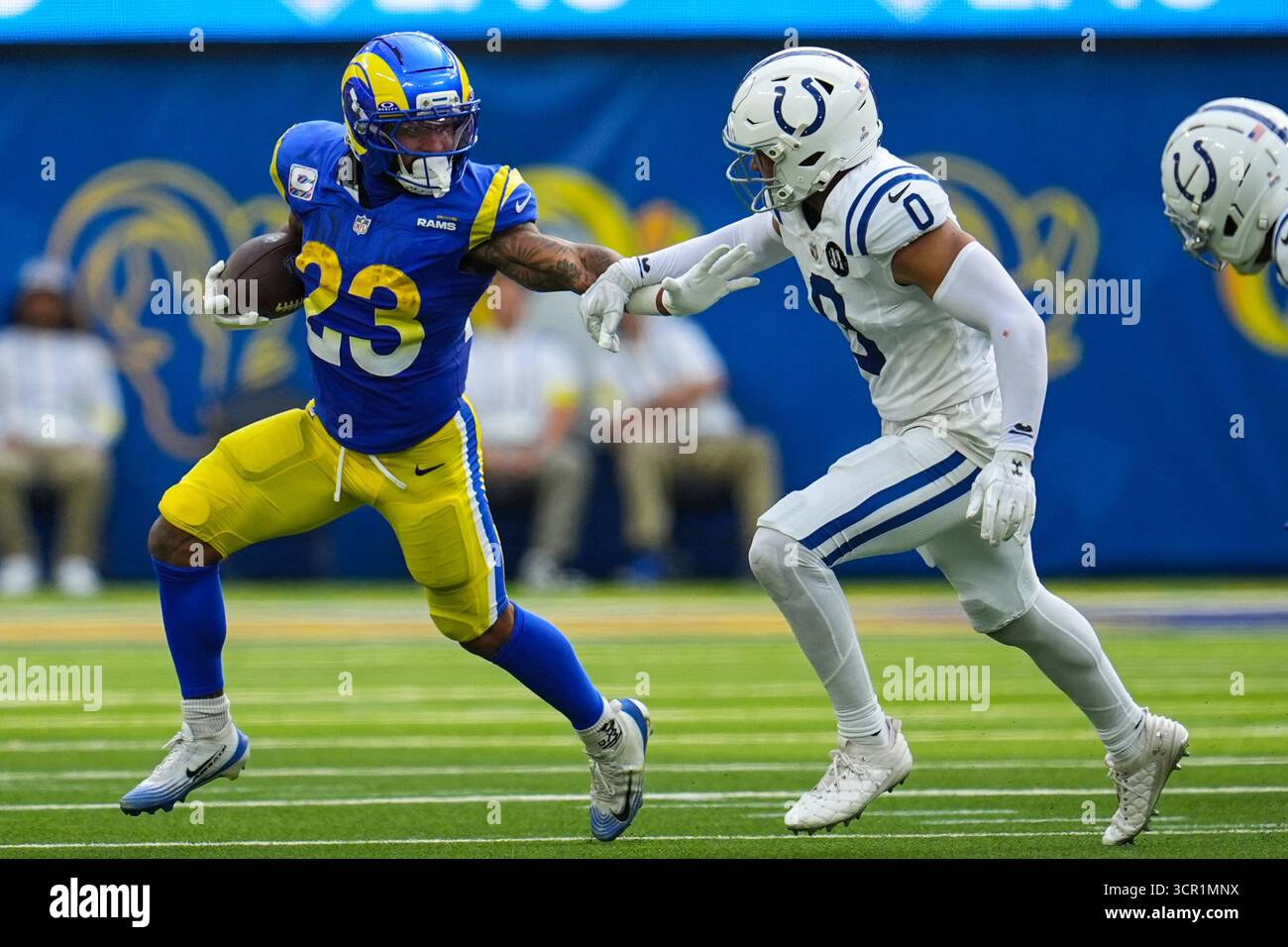 Los Angeles Rams running back Kyren Williams (23) pushes off ...