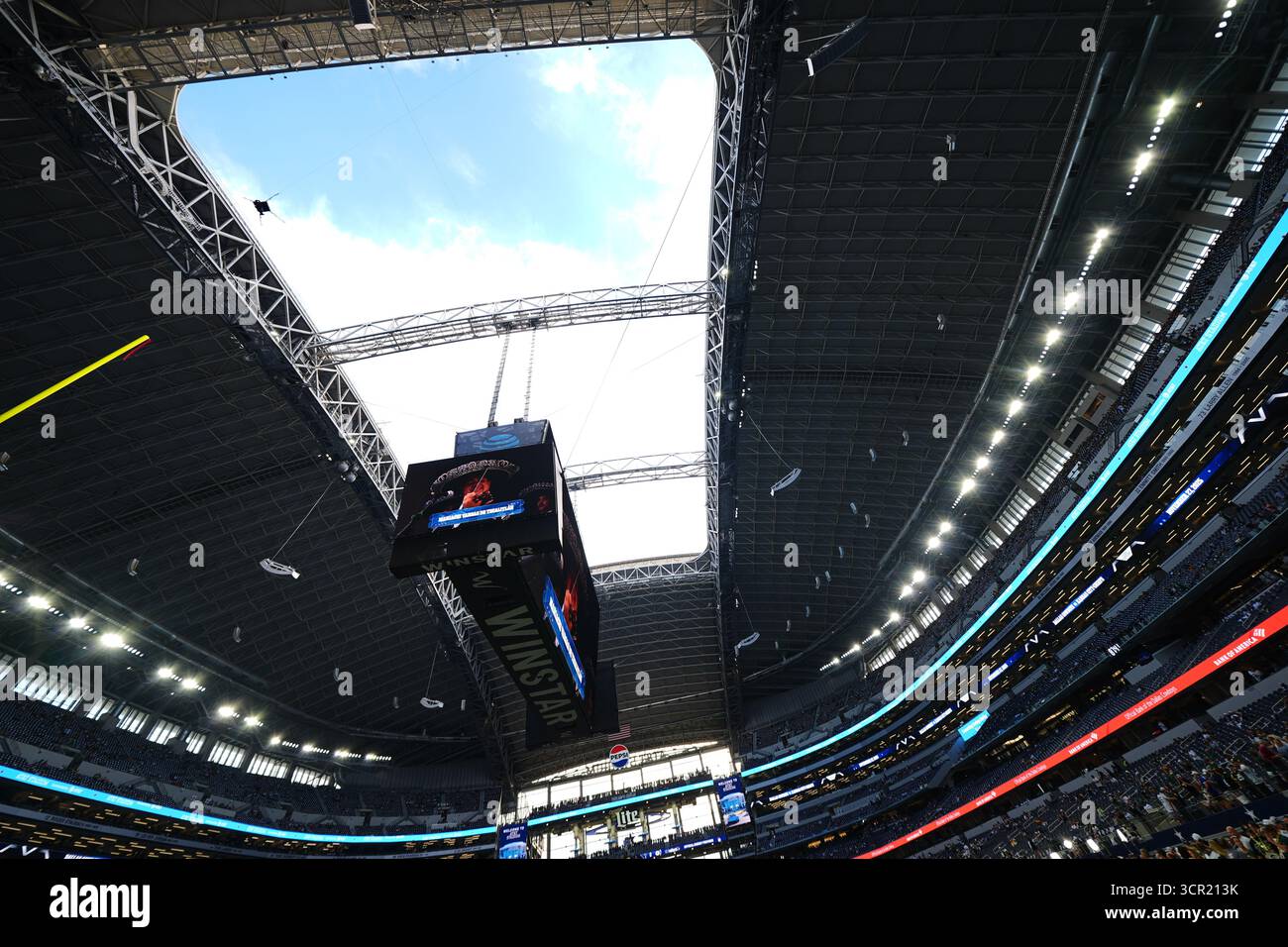 The roof is opened at AT&T Stadium before the first half of an NFL ...