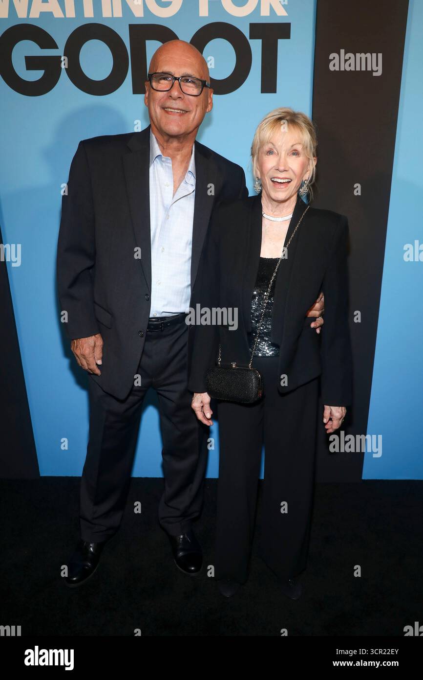 Actors Don Correia, left, and Sandy Duncan attend "Waiting for Godot ...
