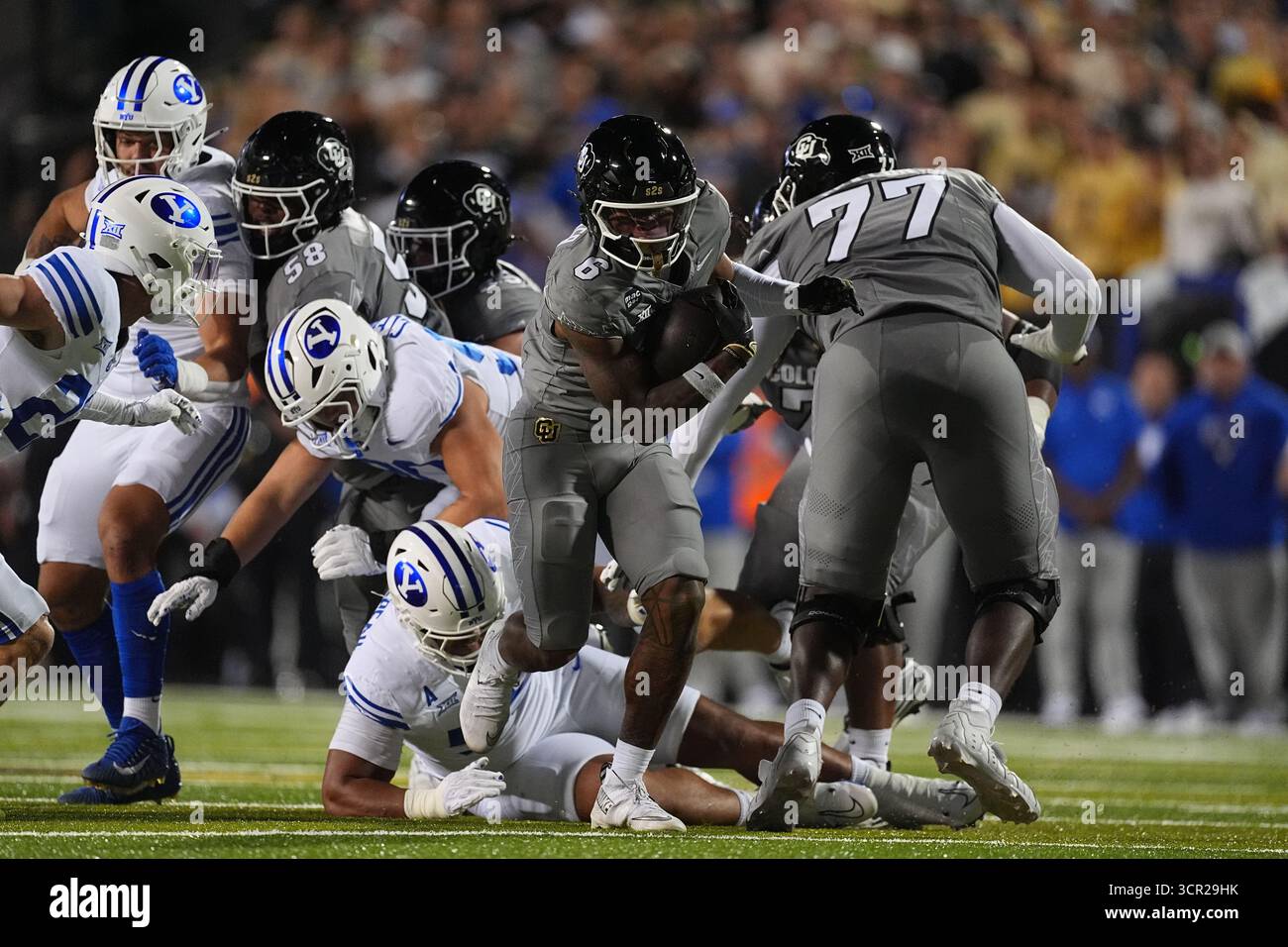 Colorado wide receiver Dre'lon Miller (6) in the first half of an NCAA ...