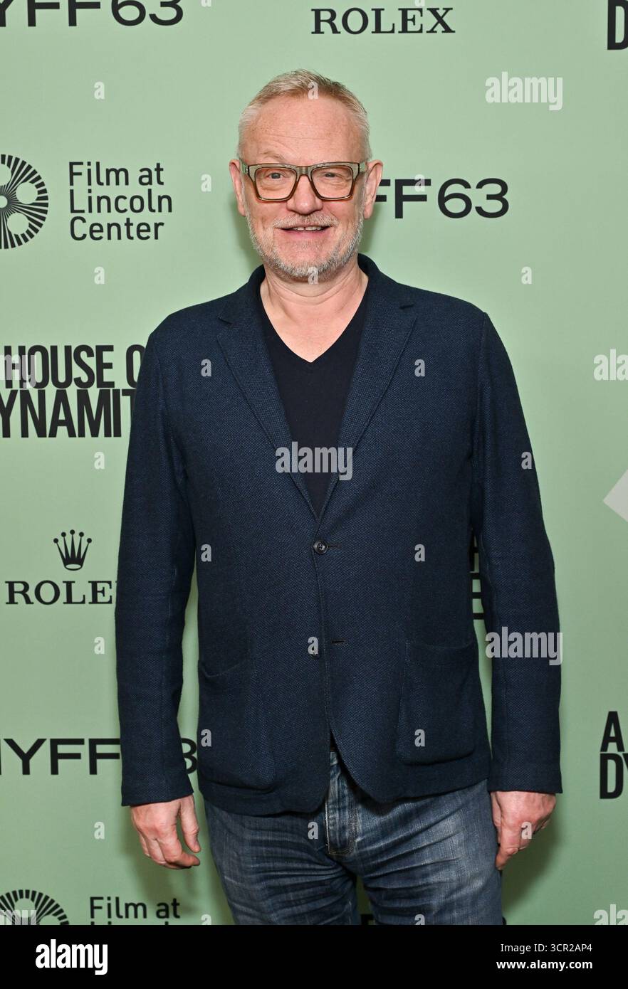 Jared Harris attends the premiere of "A House of Dynamite" at Alice ...