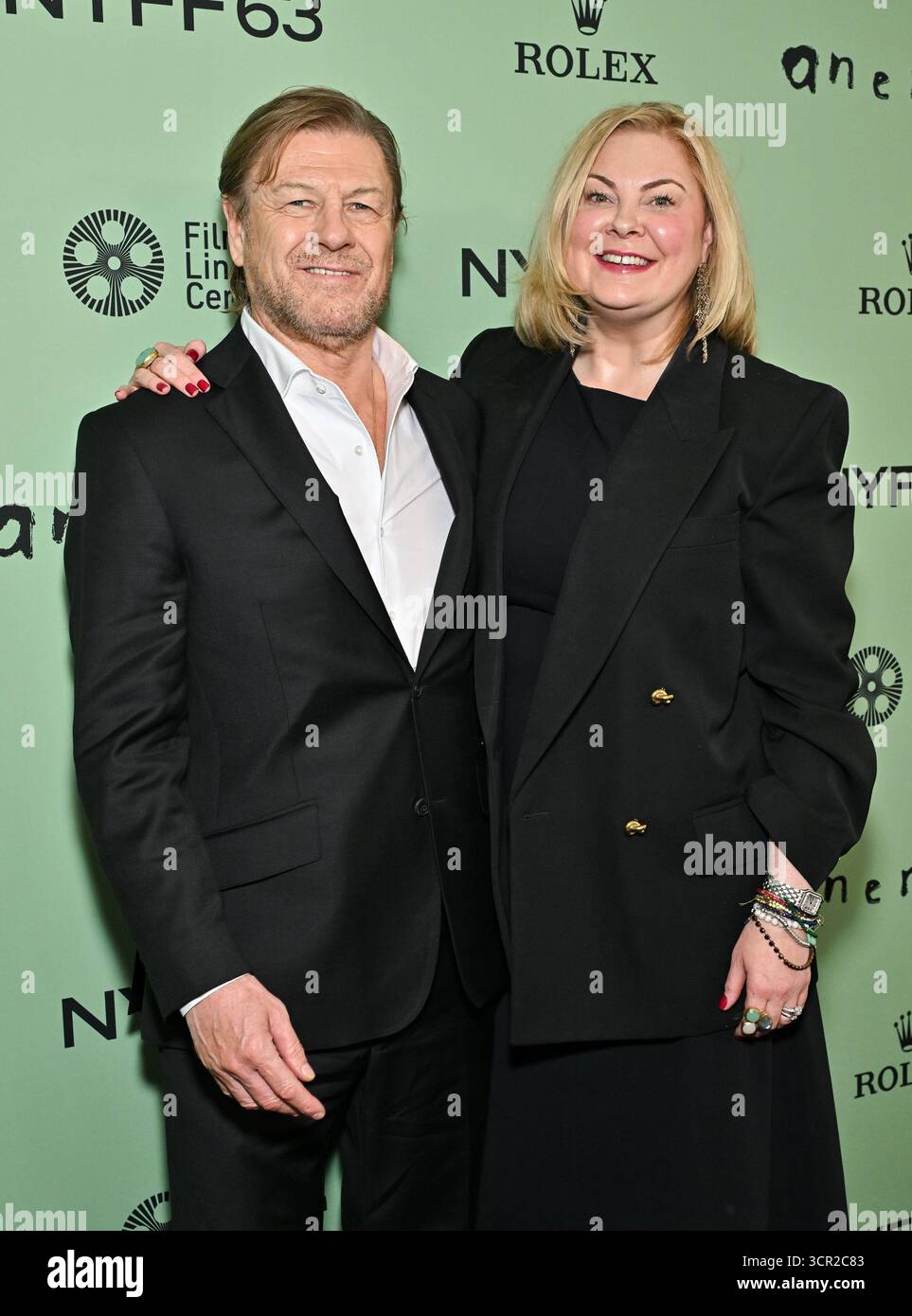 Sean Bean, left, and wife Ashley Moore attend the premiere of "Anemone ...