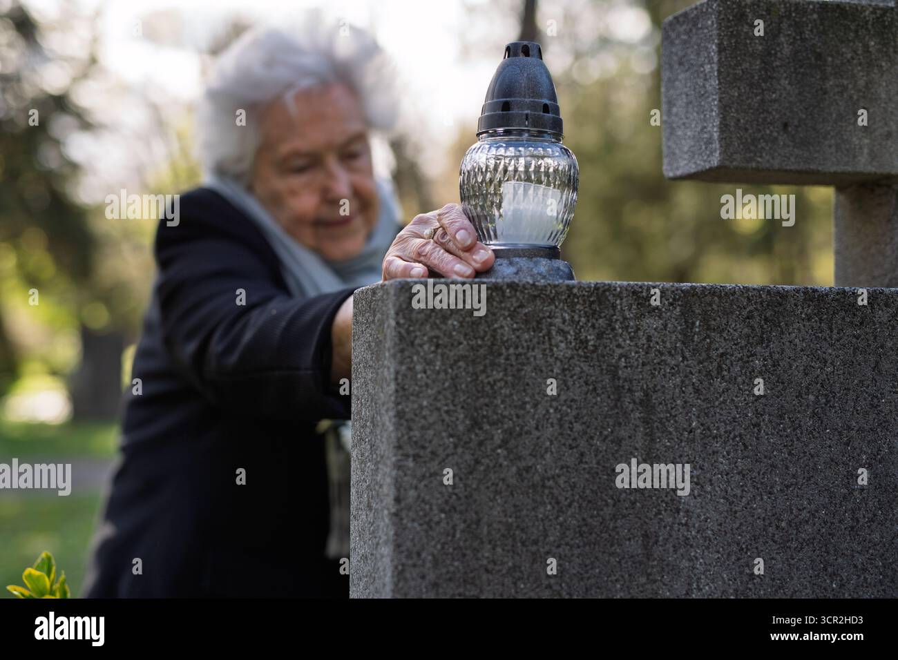 Candle lighting ceremony cemetery hi-res stock photography and images ...