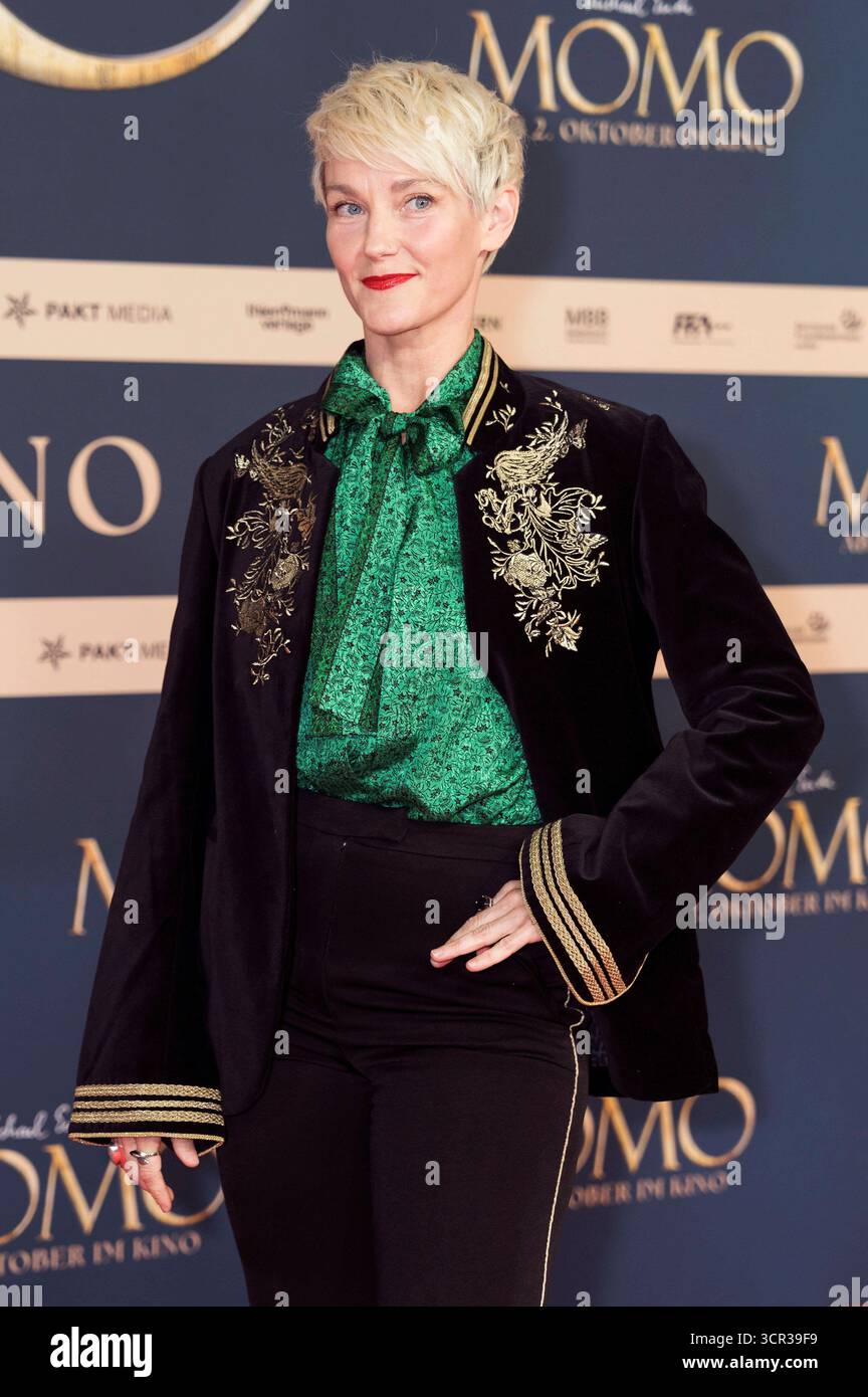 Anna Martine Freeman bei der Premiere des Kinofilms Momo im Mathäser ...