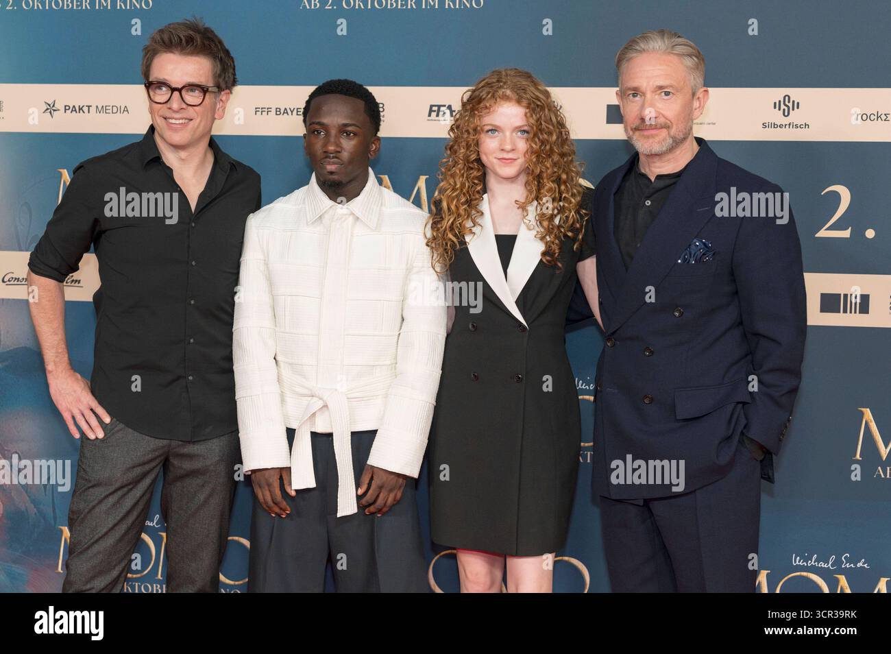 Christian Ditter, Araloyin Oshunremi, Alexa Goodall und Martin Freeman ...