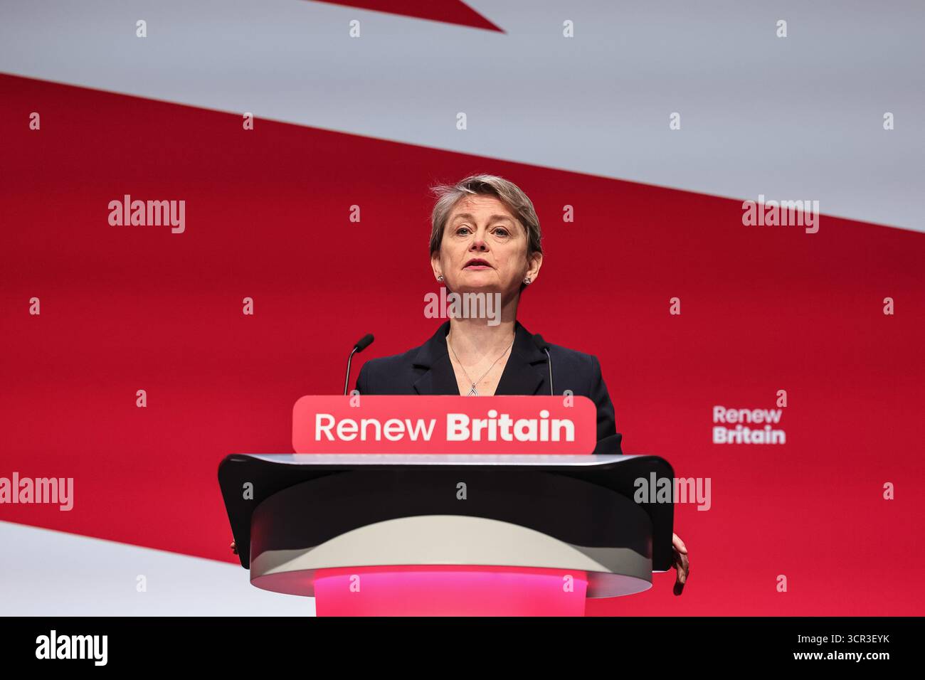 Labour foreign secretary yvette cooper hi-res stock photography and ...