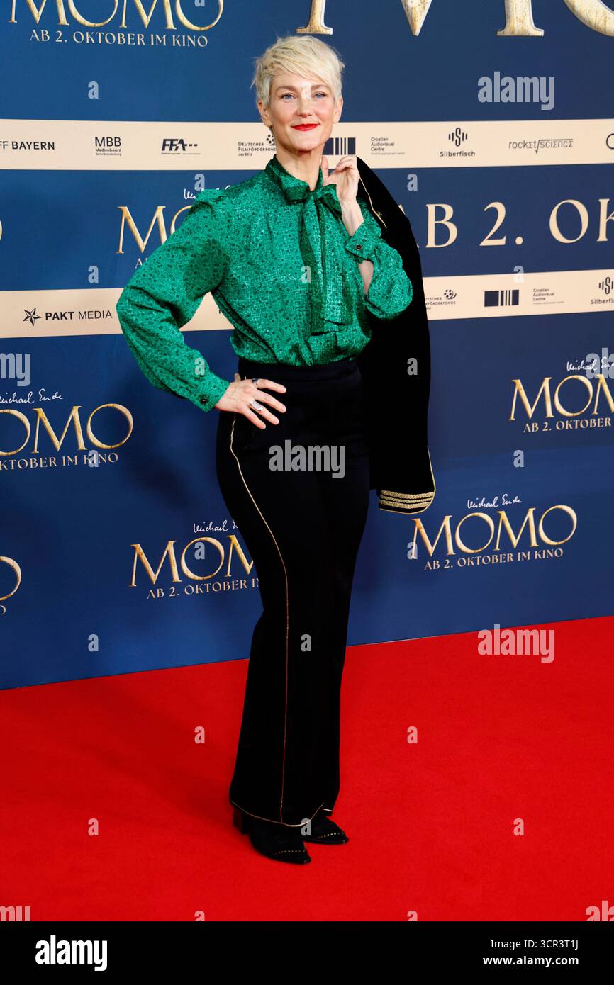 Anna Martine Freeman bei der Premiere des Kinofilms Momo im Mathäser ...