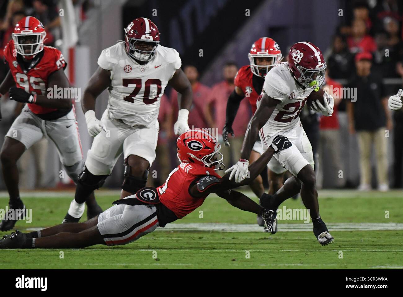ATHENS, GA - SEPTEMBER 27: Running back Kevin Riley #28 of the Alabama ...