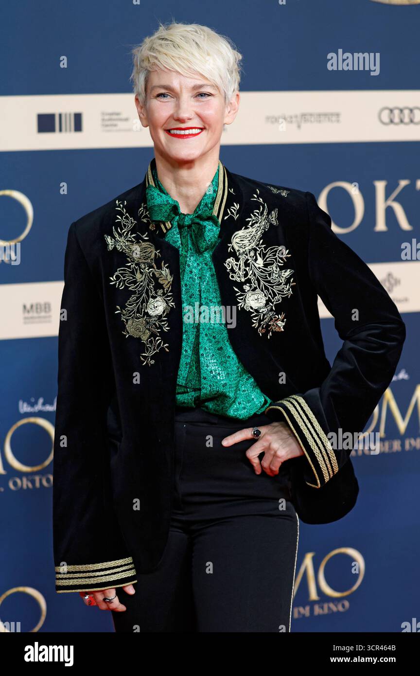 Anna Martine Freeman bei der Premiere des Kinofilms 'Momo' im Mathäser ...