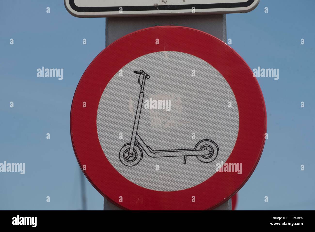 ban on driving road sing, red circle with white filling ban on driving ...