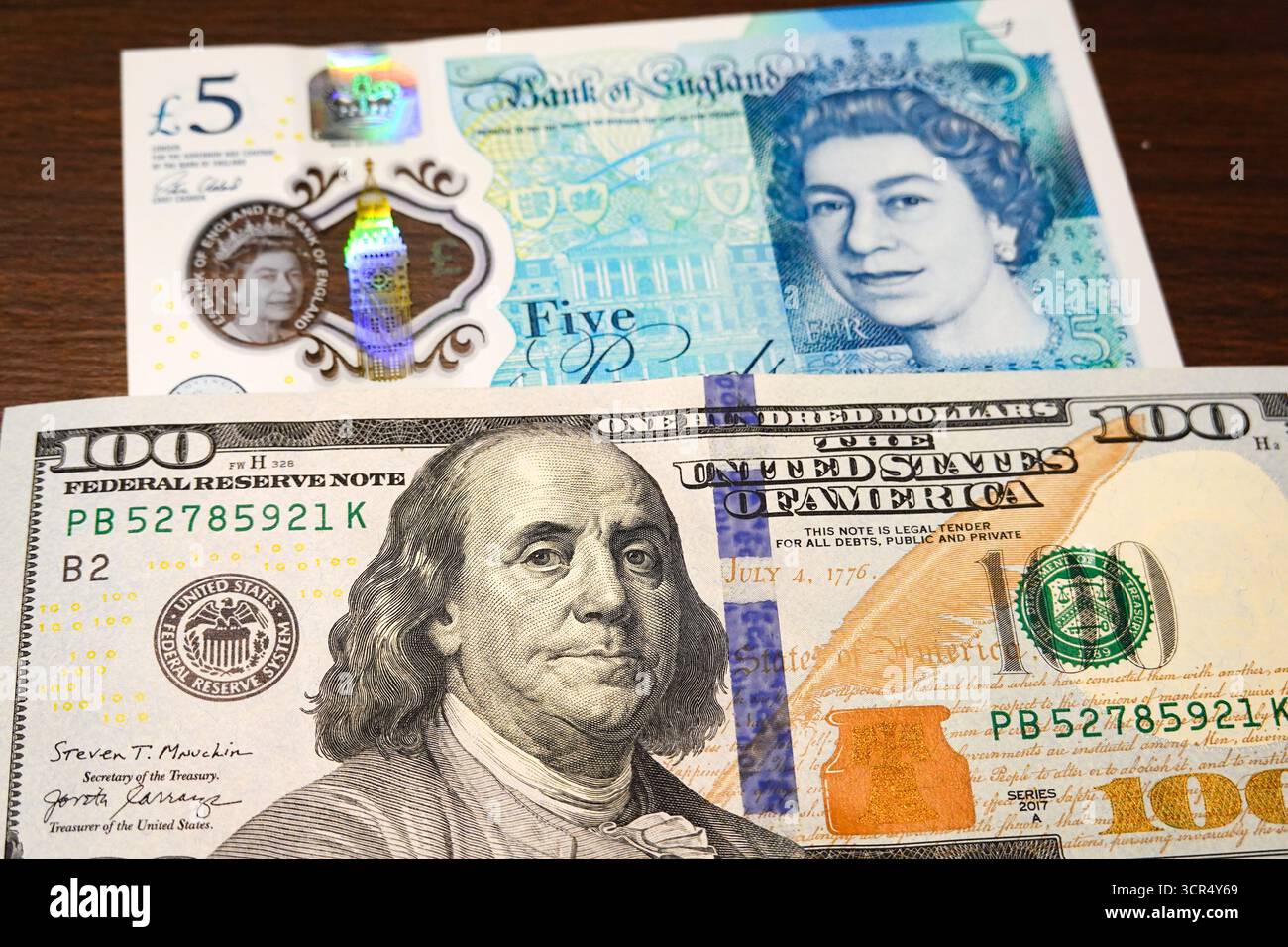100 pound note hi-res stock photography and images - Alamy