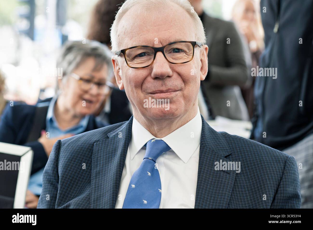 29.09.2025,Berlin,feierliche Einweihung des Harald-Juhnke-Platzes Kreuzung Kurfürstendamm,Ludger ...