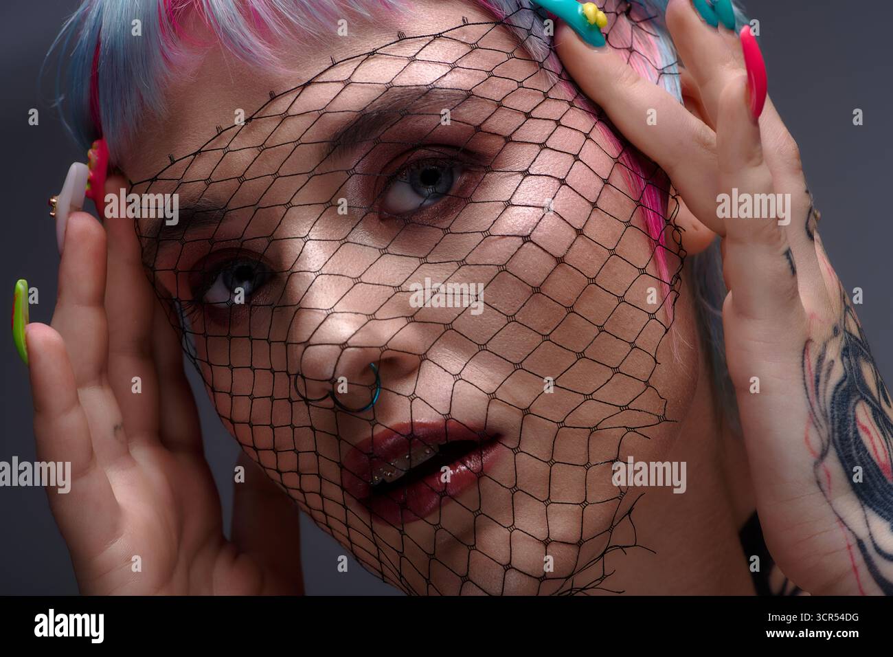 Fishnet overlay hi-res stock photography and images - Alamy