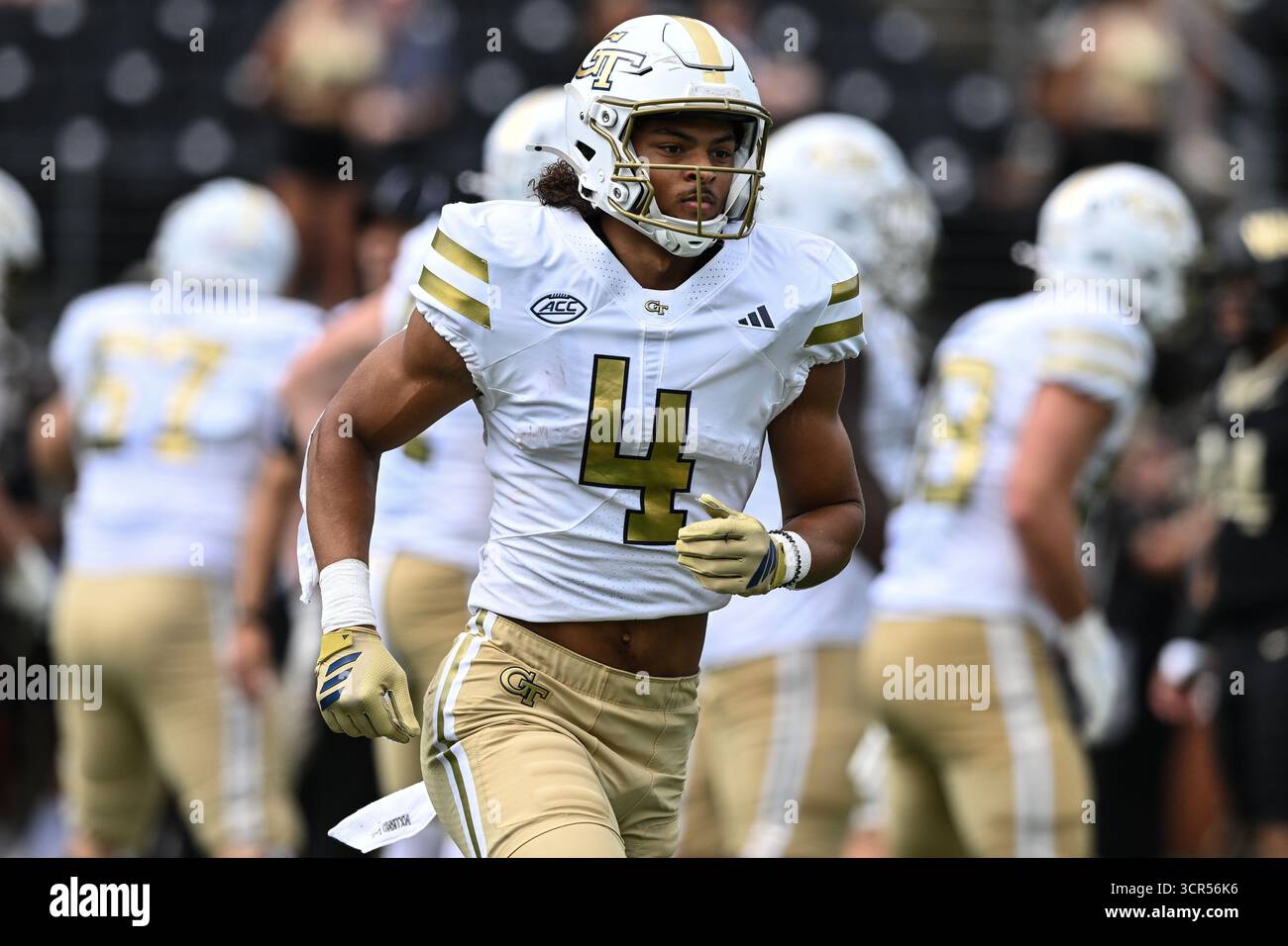 Georgia Tech wide receiver Isiah Canion (4) runs to get set during the ...