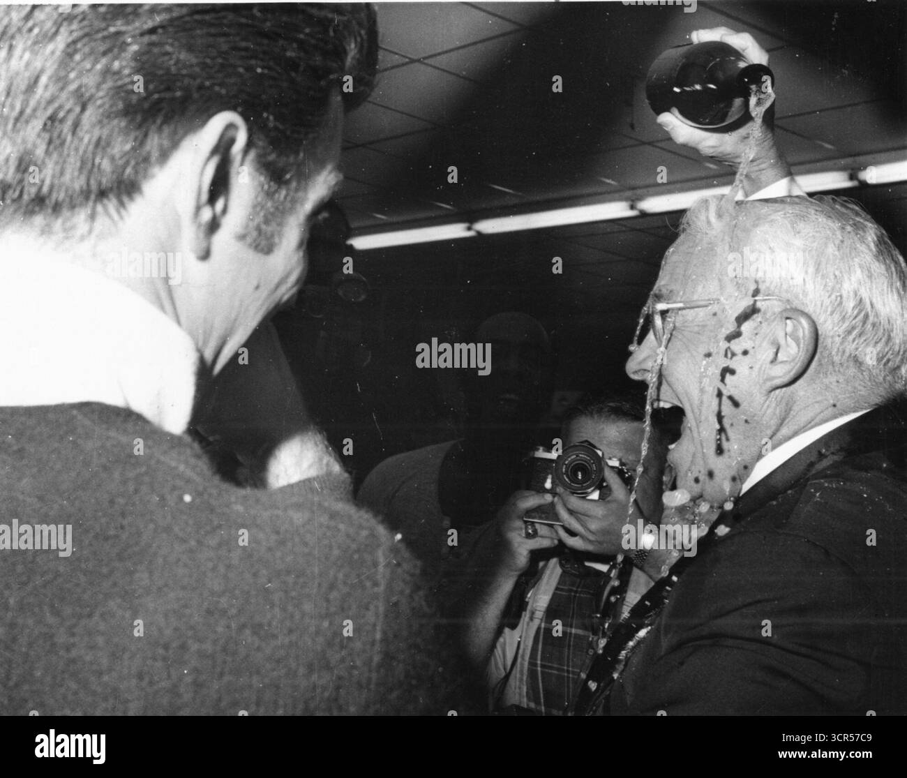Mayor Ivan Allen celebrates the Atlanta Braves winning the 1969 ...