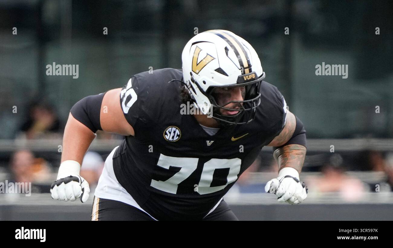 Vanderbilt offensive lineman Cade McConnell plays against Utah State ...