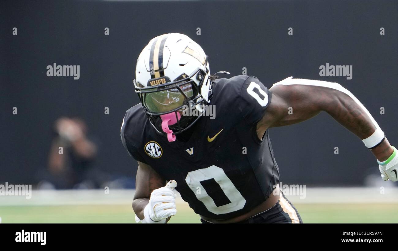 Vanderbilt wide receiver Junior Sherrill plays against Utah State ...