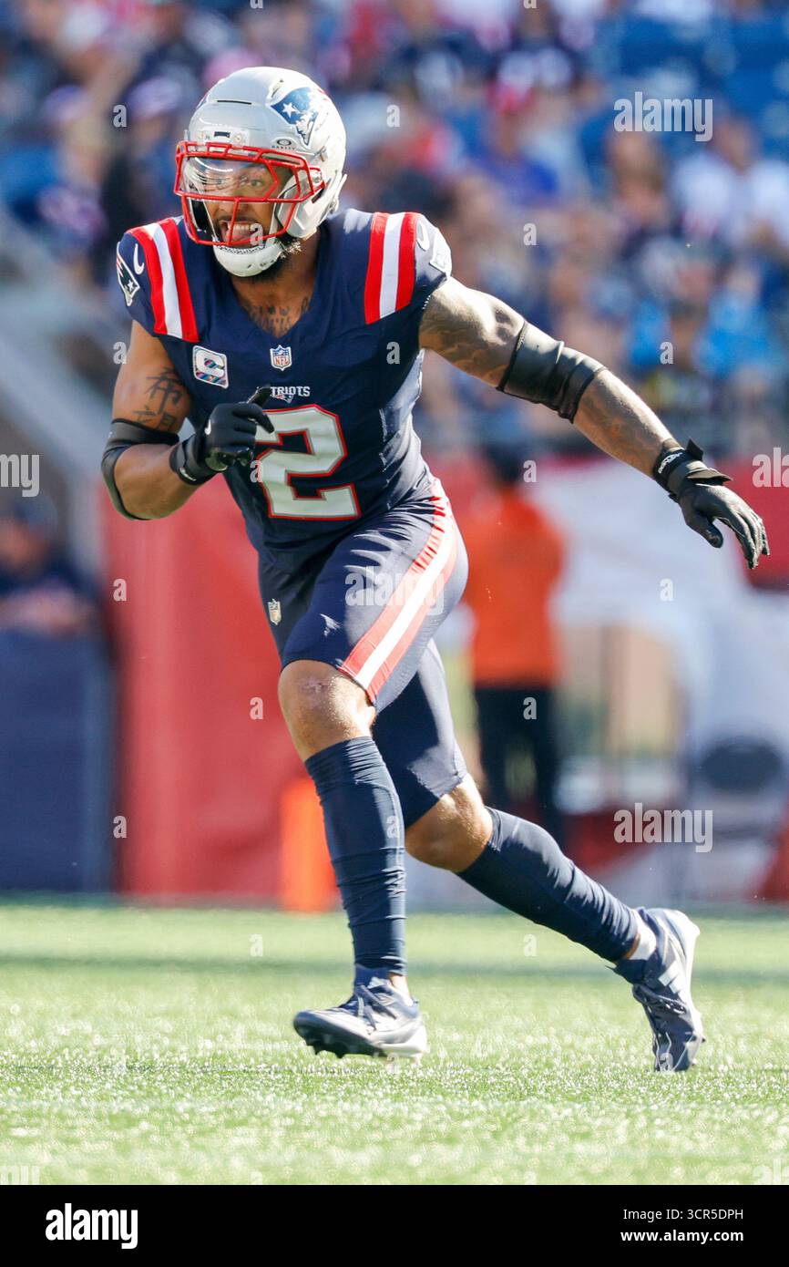 New England Patriots linebacker Harold Landry III (2) rushes during the ...