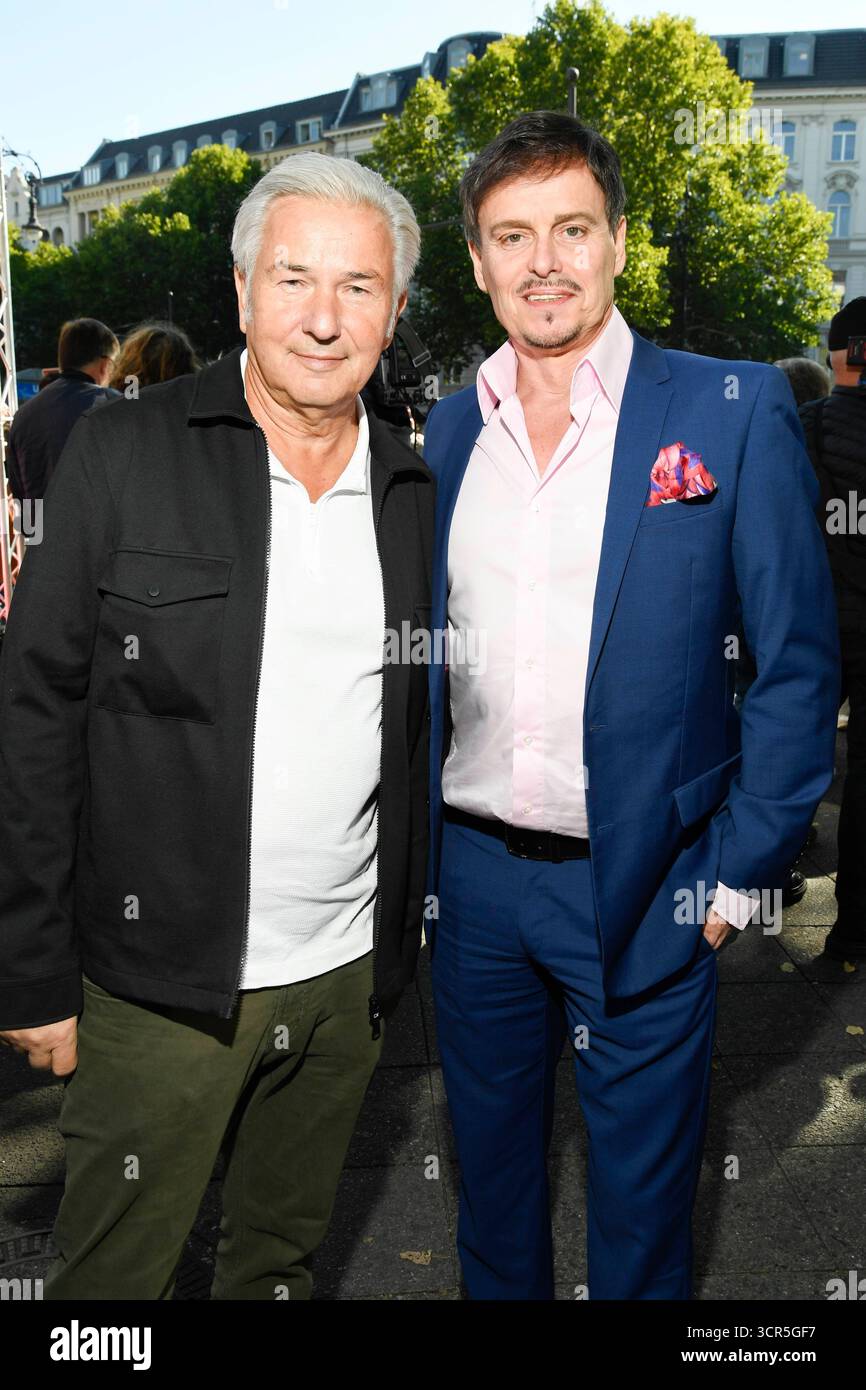 abb Klaus Wowereit und Felix Martin Poenichen zu Gast bei der ...