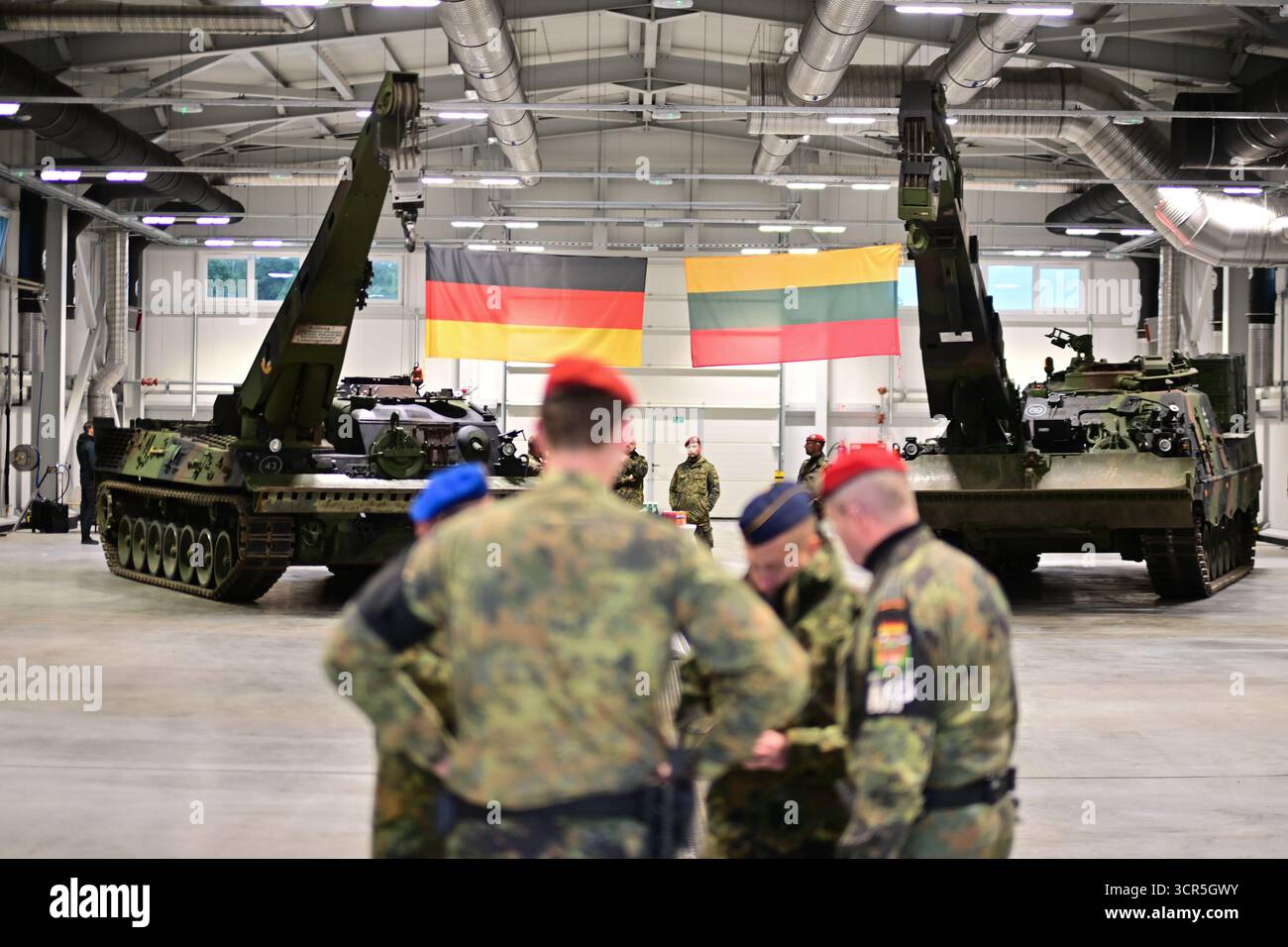 Rukla, Lithuania. 29th Sep, 2025. Soldiers from several NATO countries ...