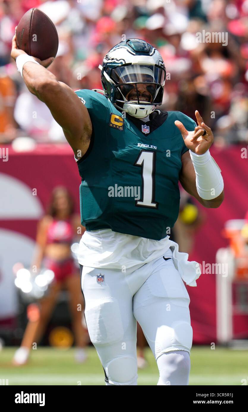 Philadelphia Eagles quarterback Jalen Hurts (1) throws a pass against the Tampa Bay Buccaneers ...