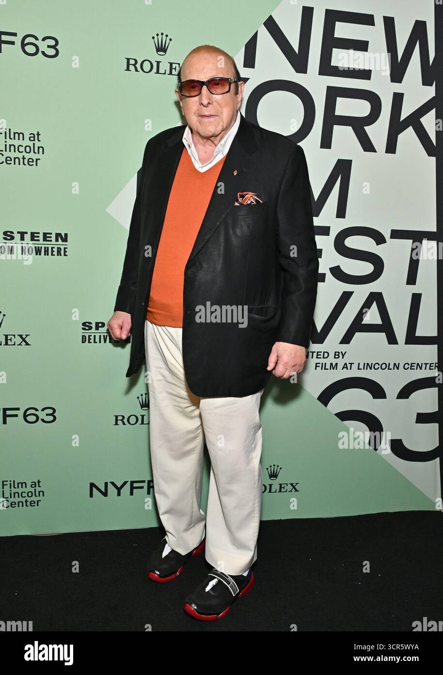 Clive Davis attends the premiere of "Springsteen: Deliver Me From ...
