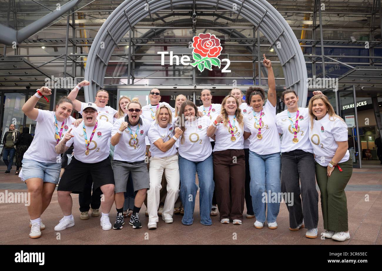 EDITORIAL USE ONLY The England's Women's National Rugby team, known as ...