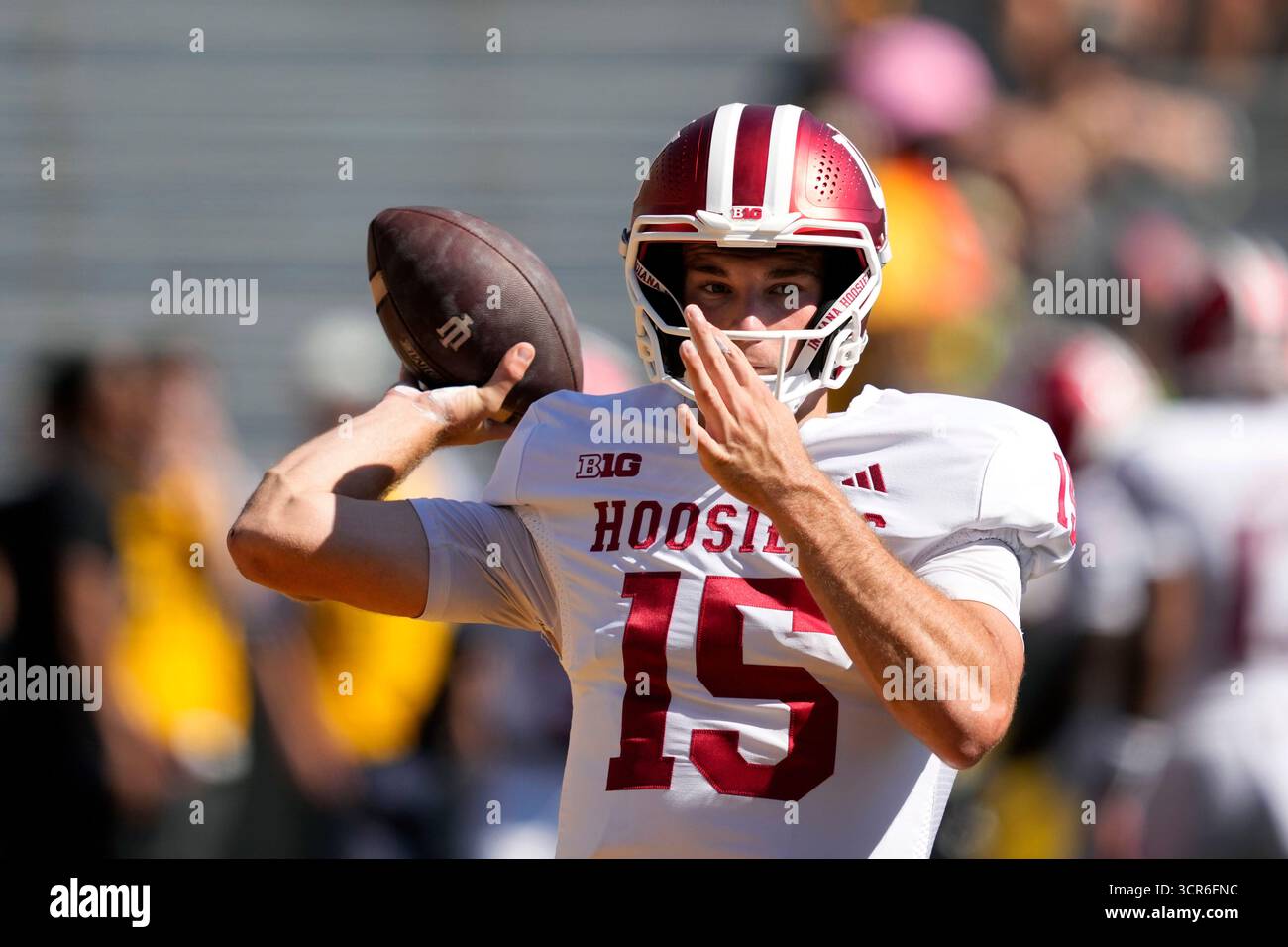 Indiana quarterback Fernando Mendoza warms up before an NCAA college ...