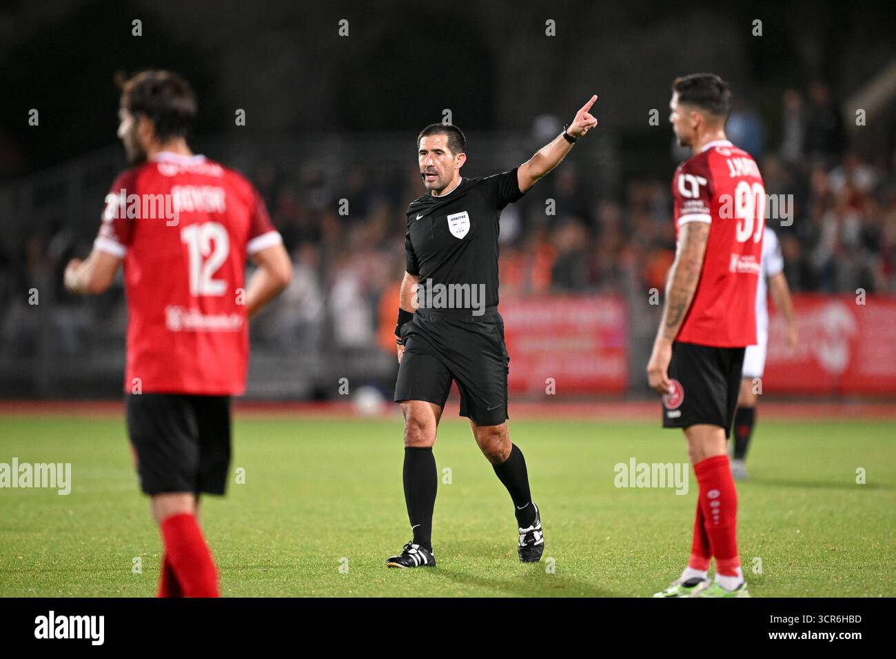 Alexandre PERREAU NIEL (ARBITRE) during the Ligue 2 BKT match between ...