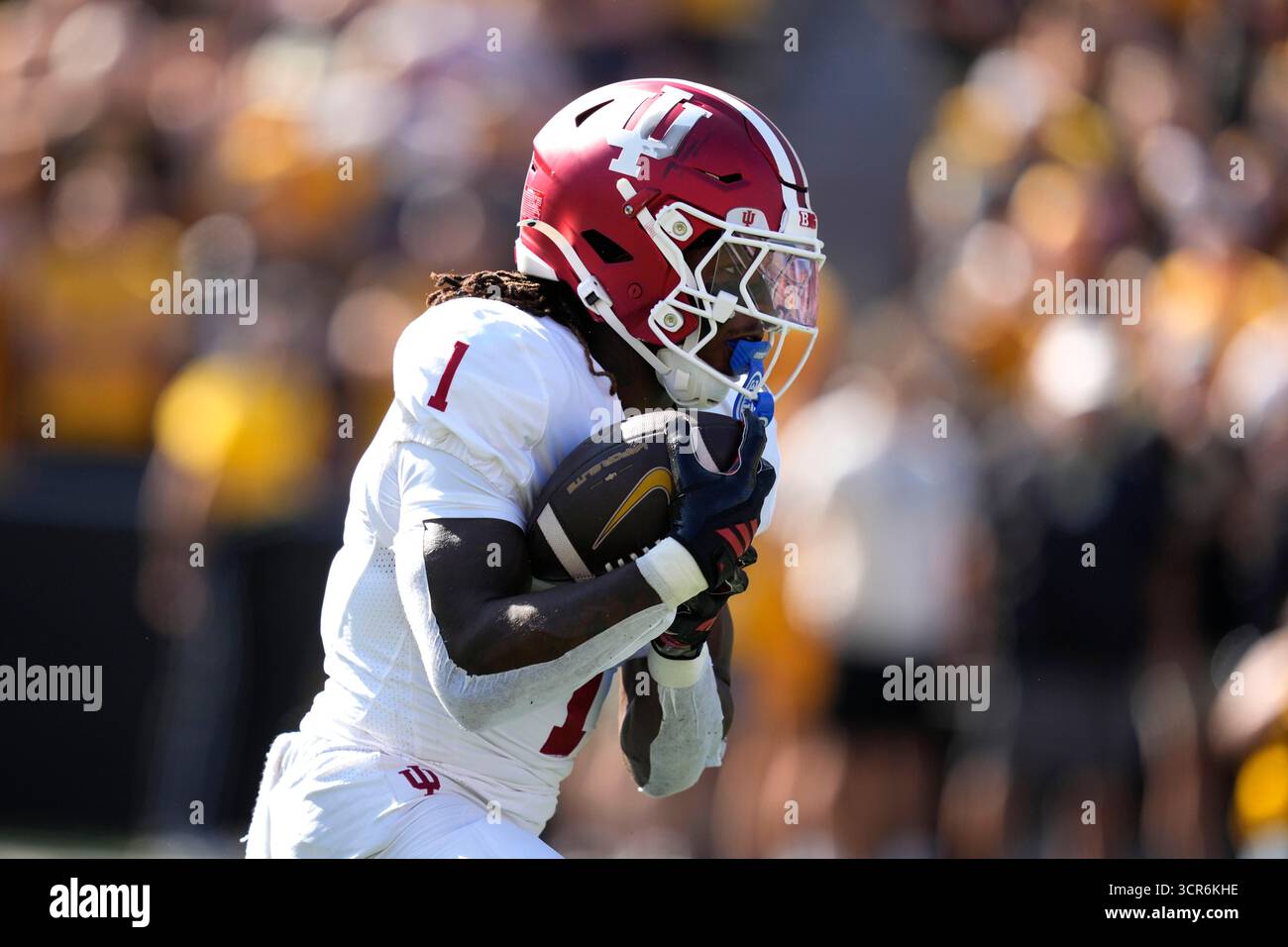 Indiana running back Roman Hemby returns a kickoff during the first ...