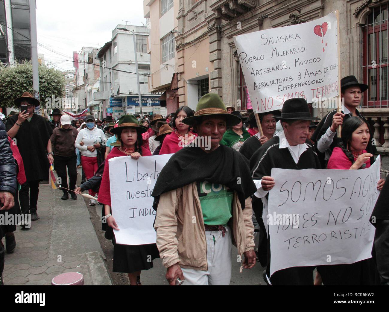 PACIFIC INDIGENOUS MARCH IN AMBATO Ambato September 29, 2025 Peaceful ...