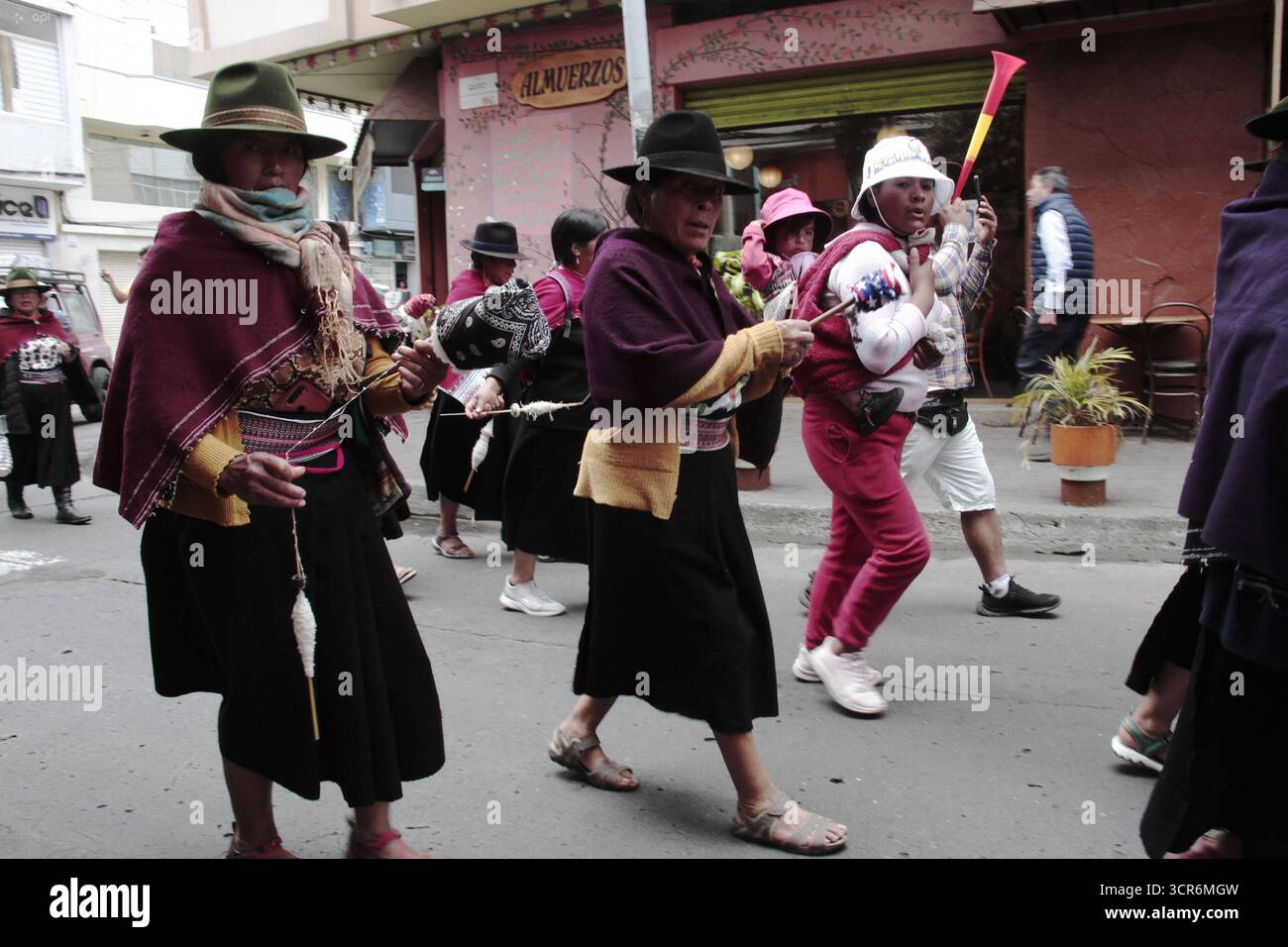 PACIFIC INDIGENOUS MARCH IN AMBATO Ambato September 29, 2025 Peaceful ...