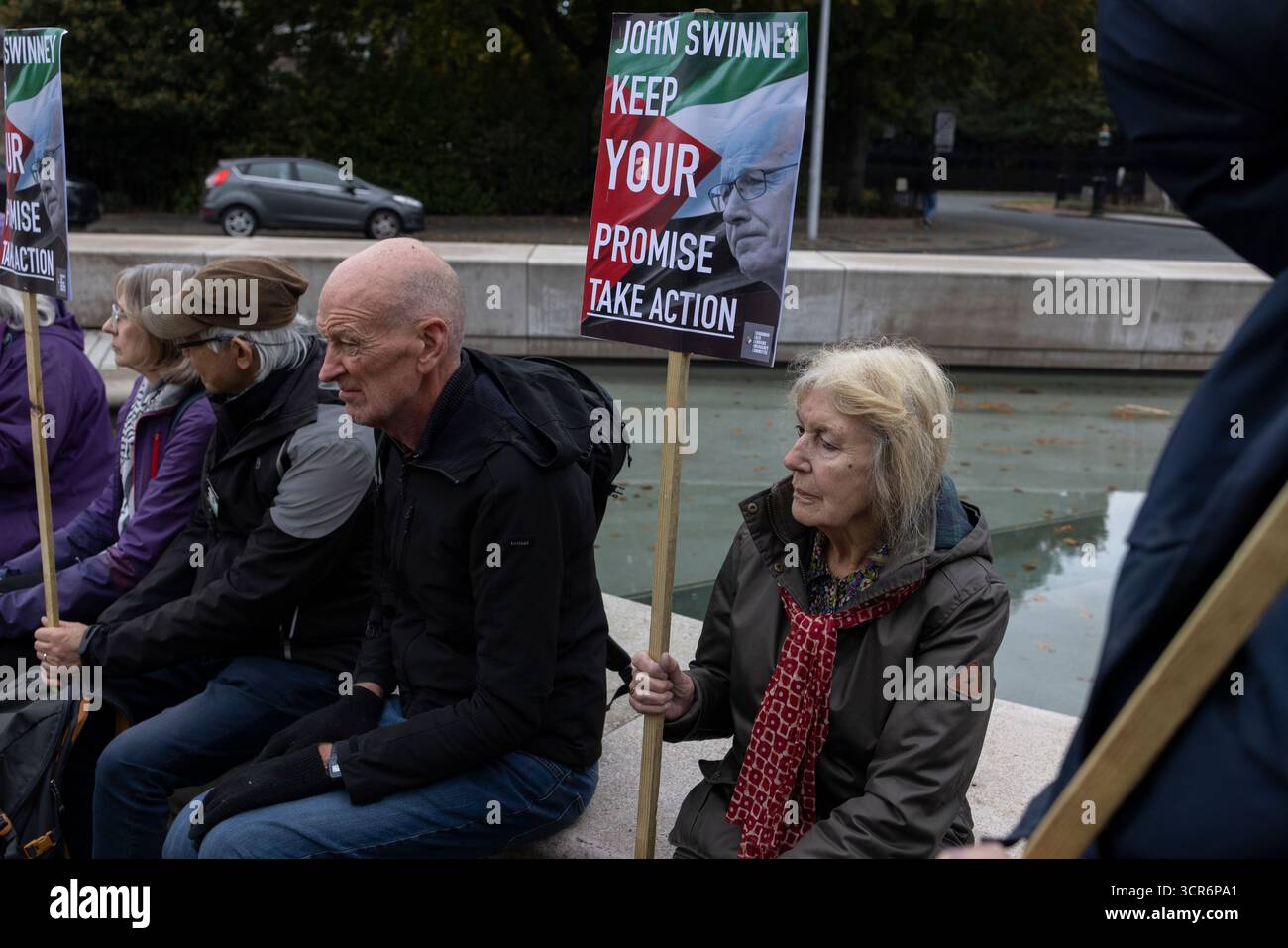 Edinburgh, UK, 29th Sept. 2025. Mothers Against Genocide hold a protest ...