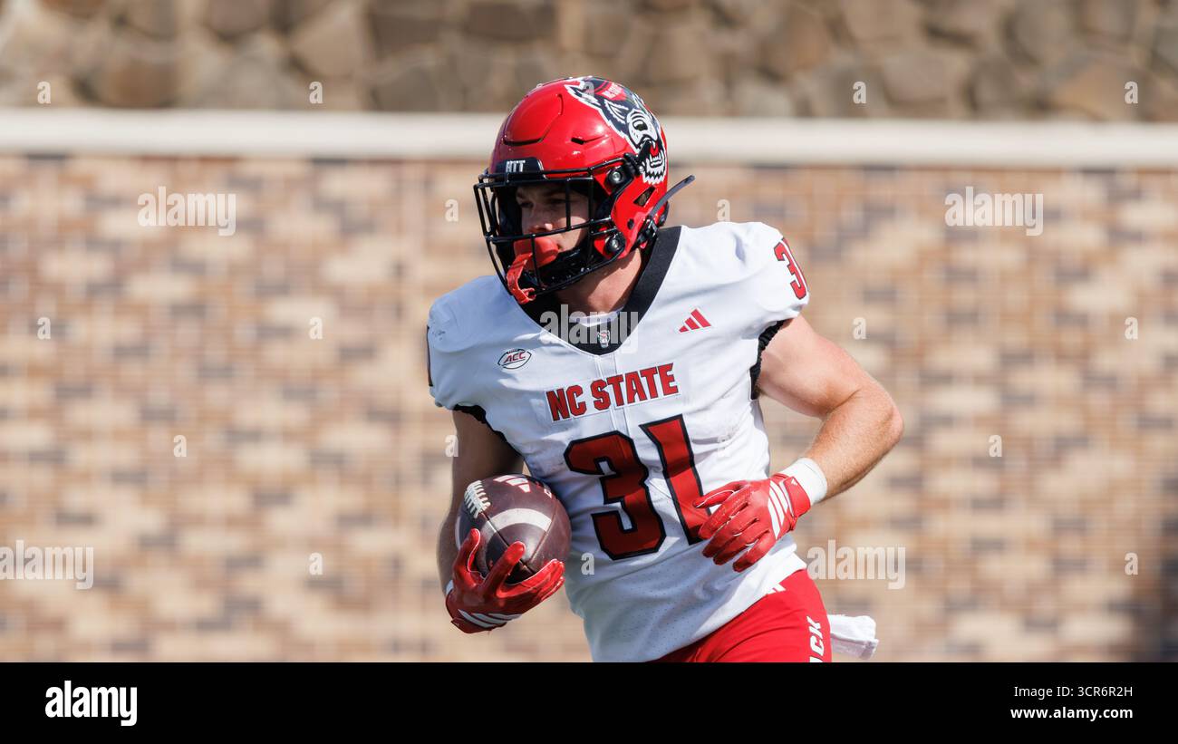 North Carolina State's Coleson Fields (31) warms up prior to an NCAA ...