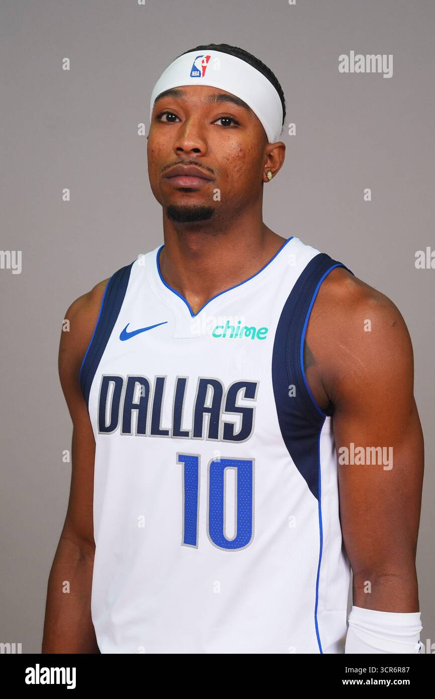Dallas Mavericks guard Brandon Williams (10) poses for a photo during ...