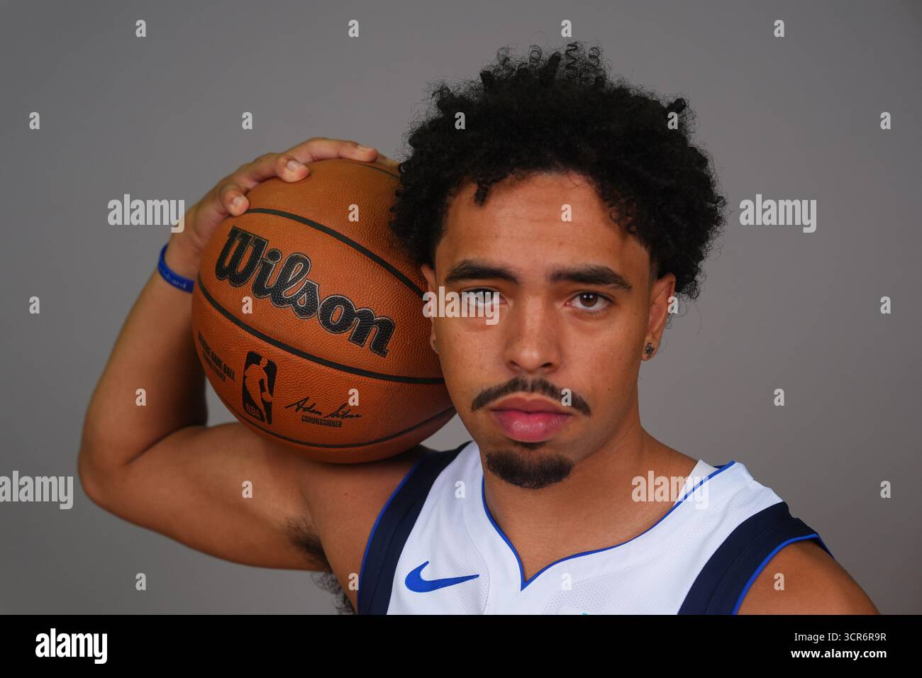 Dallas Mavericks guard Ryan Nembhard (9) poses for a photo during the ...