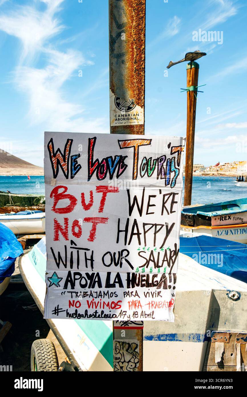 Tourism protest canaries hi-res stock photography and images - Alamy