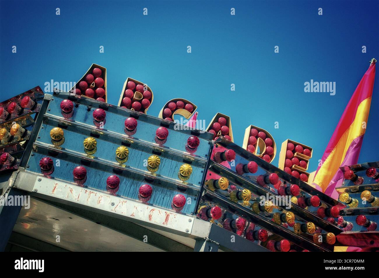 Amusement arcade signage hi-res stock photography and images - Alamy