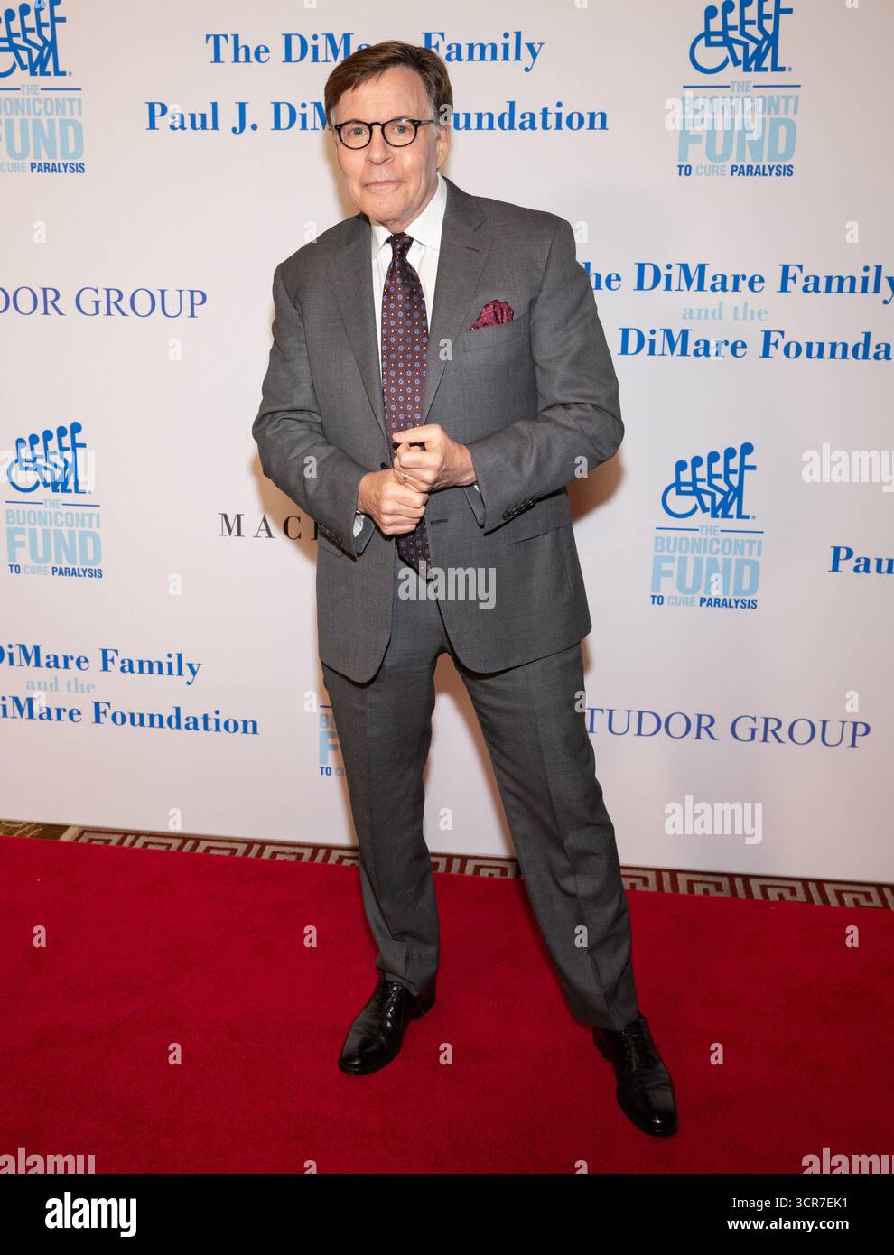 Bob Costas attends the 40th annual Great Sports Legends Dinner at the ...