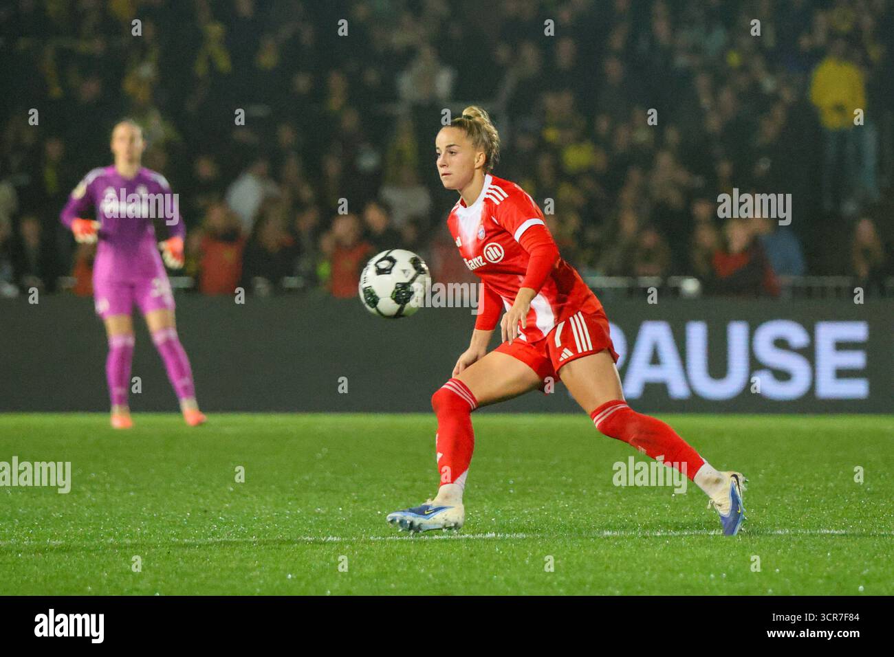 Dortmund, Deutschland 29. September 2025: DFB Pokal Frauen - 2025/2026 ...